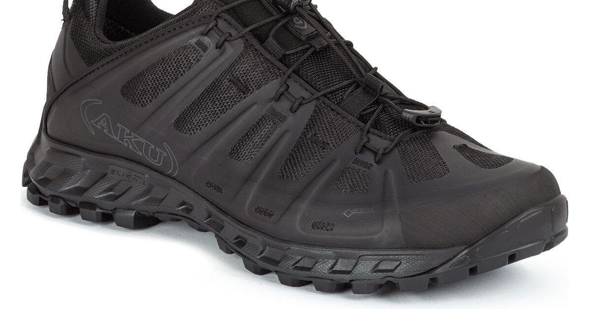 AKU Selvatica Tactic GTX - Men speed hiking shoes | SportFits Shop