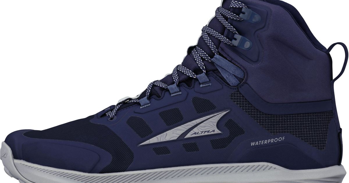 Altra M Lone Peak 9 Waterproof Mid | SportFits Shop